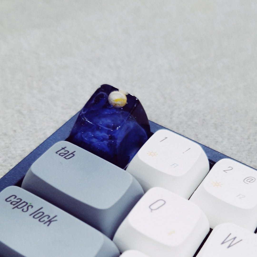 Space Artisan Keycap, Custom Keycaps, Interstellar Galaxy Planet Keycap ...