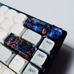 Space Artisan Keycap, Custom Keycaps, Interstellar Galaxy Planet Keycap ...