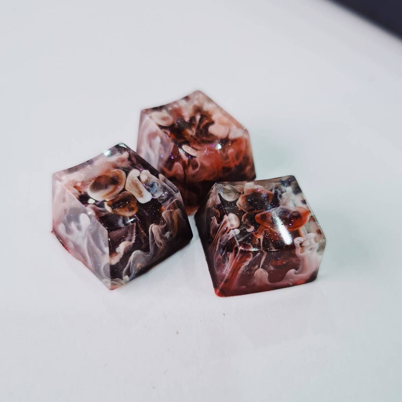 Limited Edition: Artisan Keycap Custom Keycaps Interstellar - Etsy