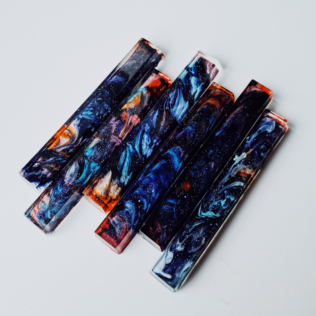 Space Artisan Keycap, Custom Keycaps, Interstellar Galaxy Planet Keycap ...