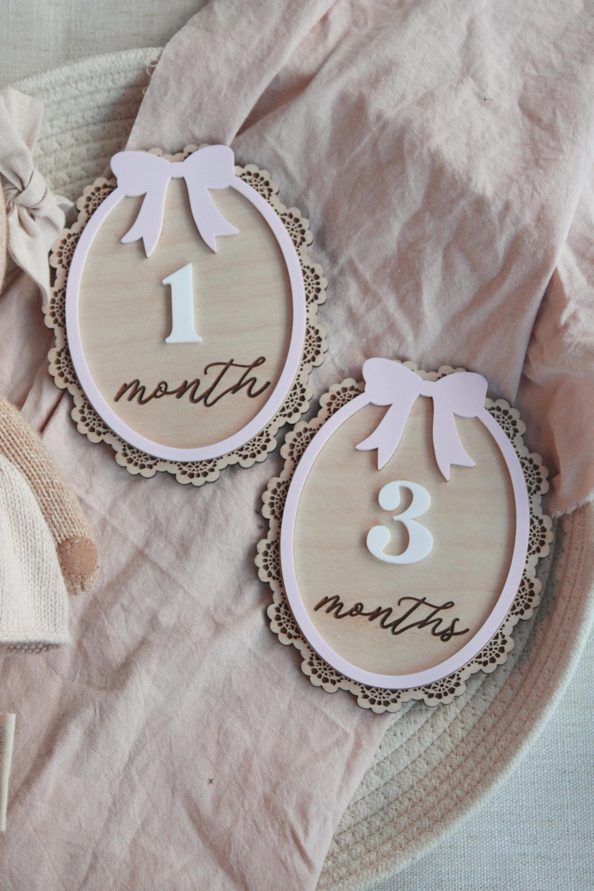 Wooden Milestones Set, Baby Monthly Milestone Marker, Baby Milestone ...