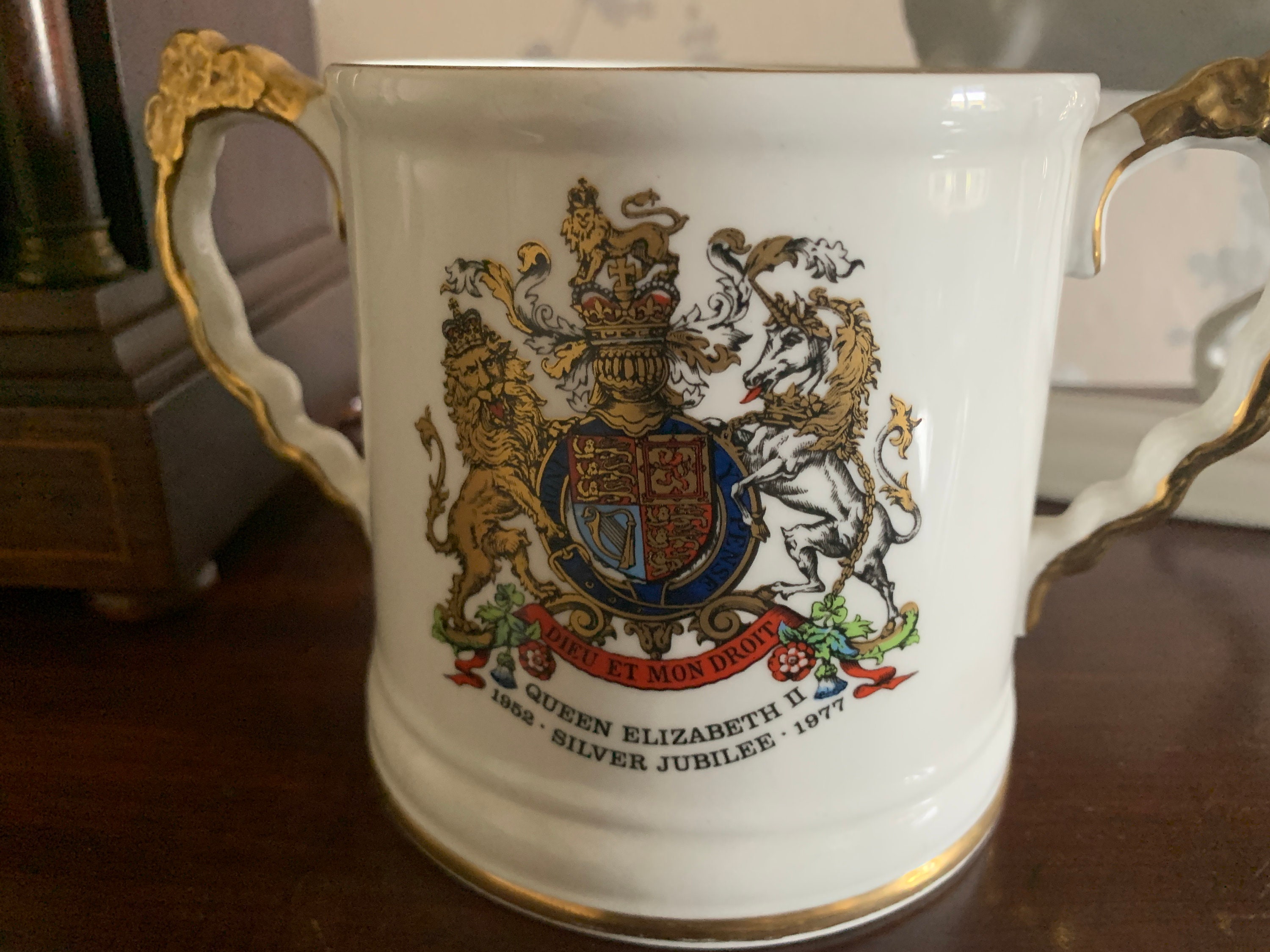Queen Elizabeth II - Royal Commemorative Silver Jubilee - Loving Cup - Etsy