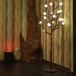 Nordic Rustic Tree Floor Lamp With Magnolia Glass Flowers - Modern ...