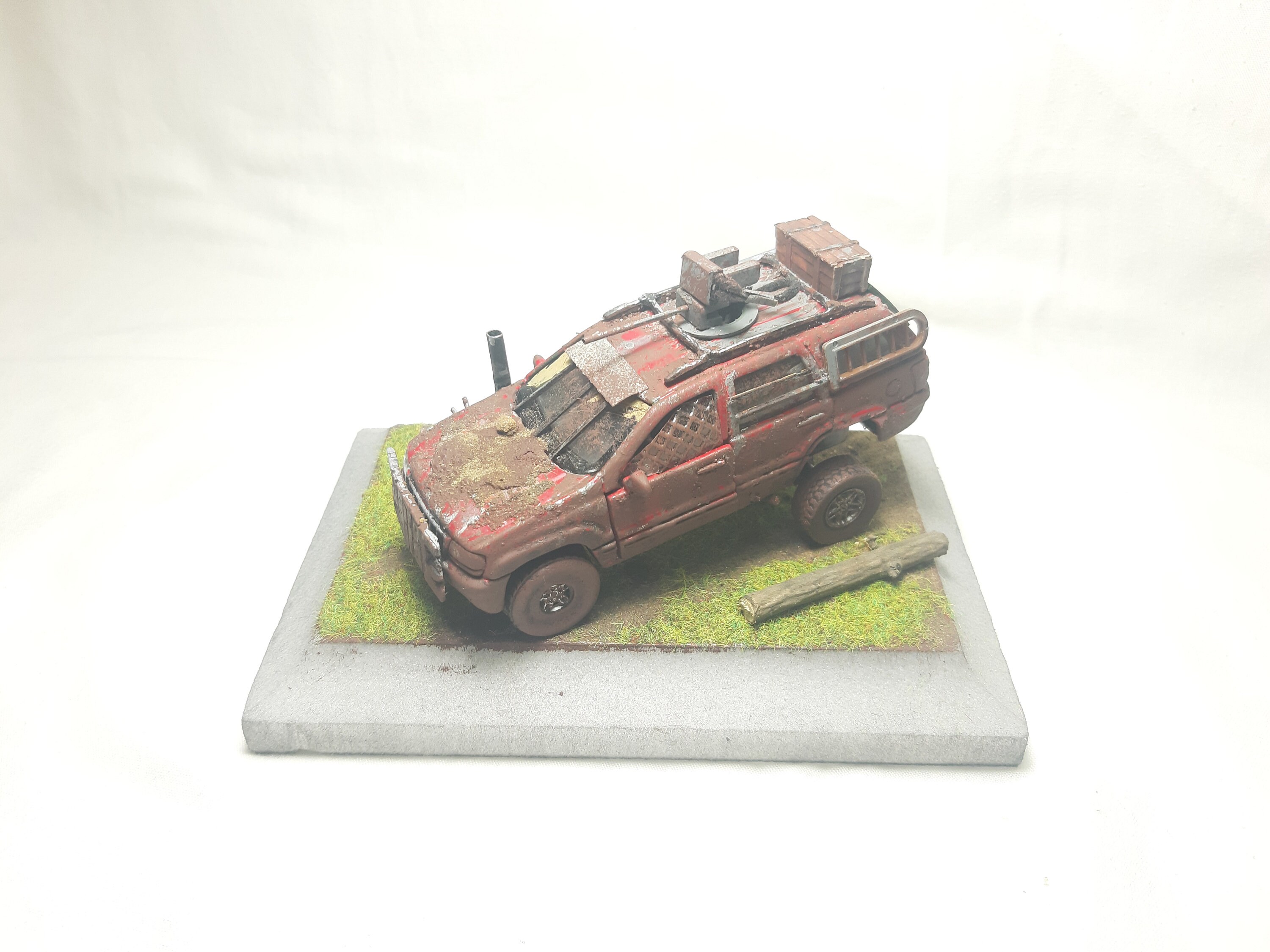 1/43 Post Apocalyptic Jeep Grand Cherokee With Vignette - Etsy