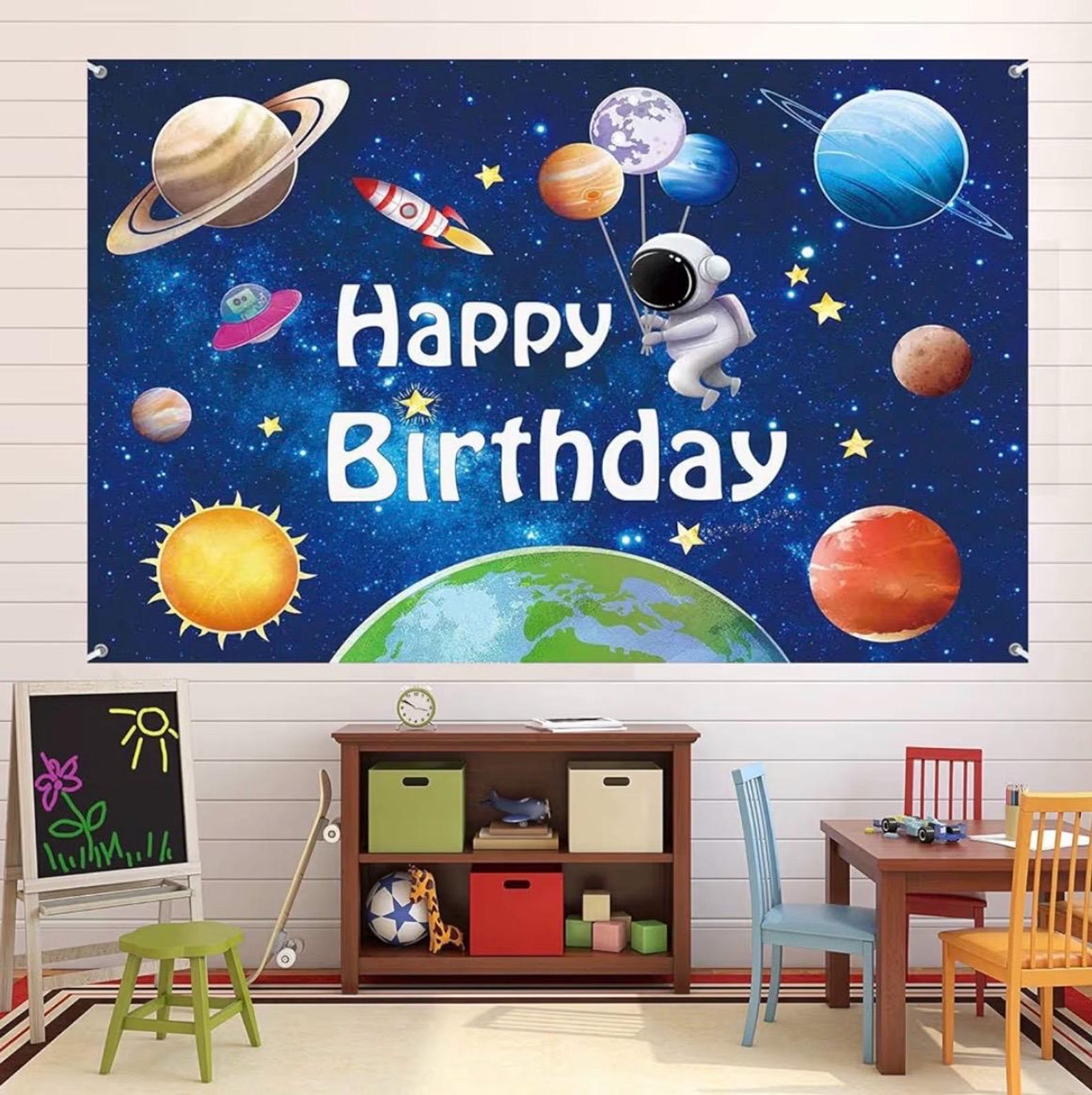 96pcs Outer Space Astronaut Party Decorations - Galaxy Themed Party ...