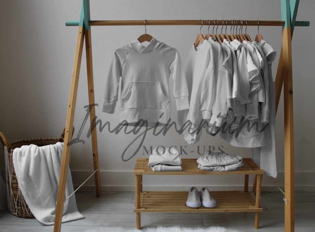 Clothing Rack Realistic Mockup, Hanging Clothes Display Mockup, Lowland ...