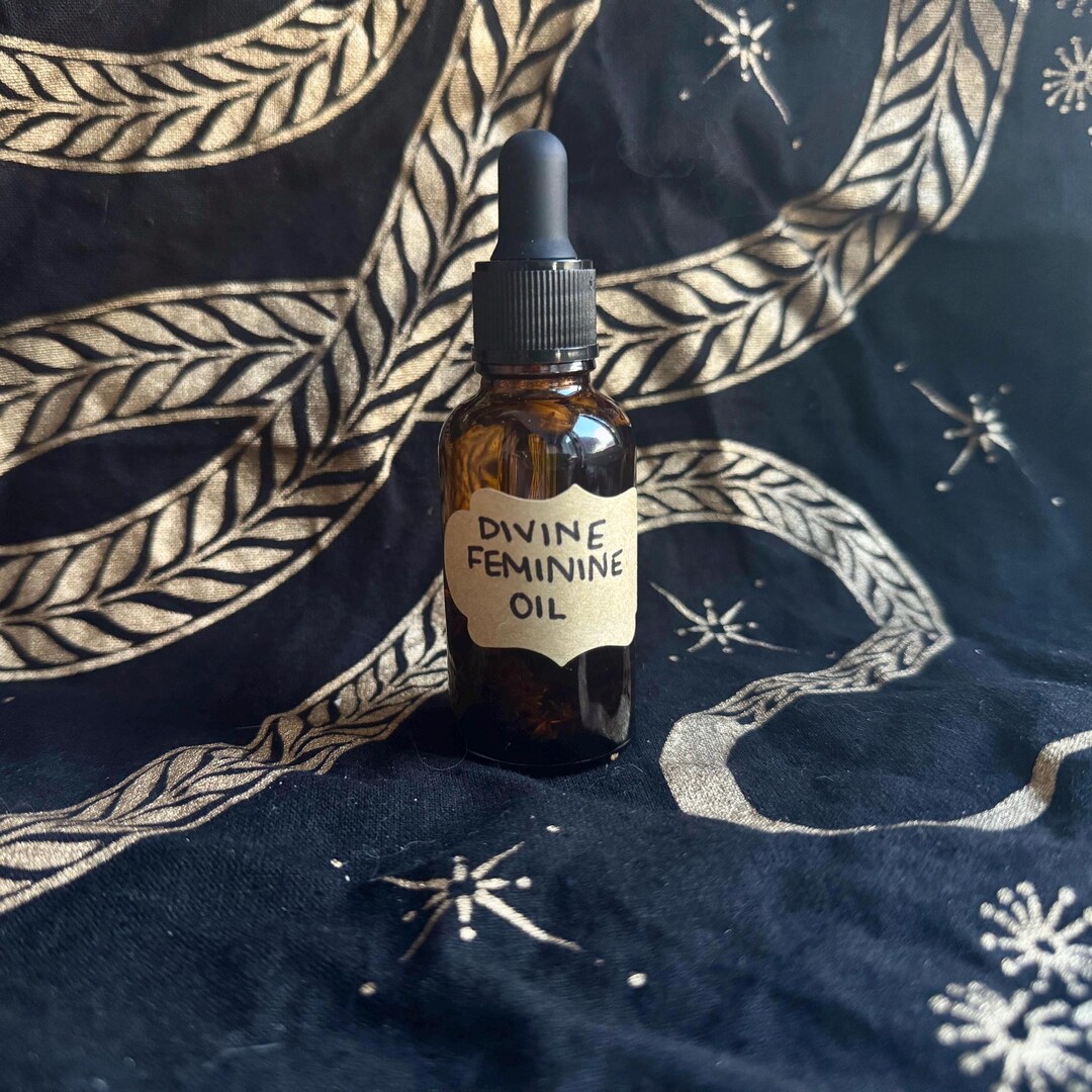 1 Oz Divine Feminine Ritual Oil, Spell Oil - Etsy
