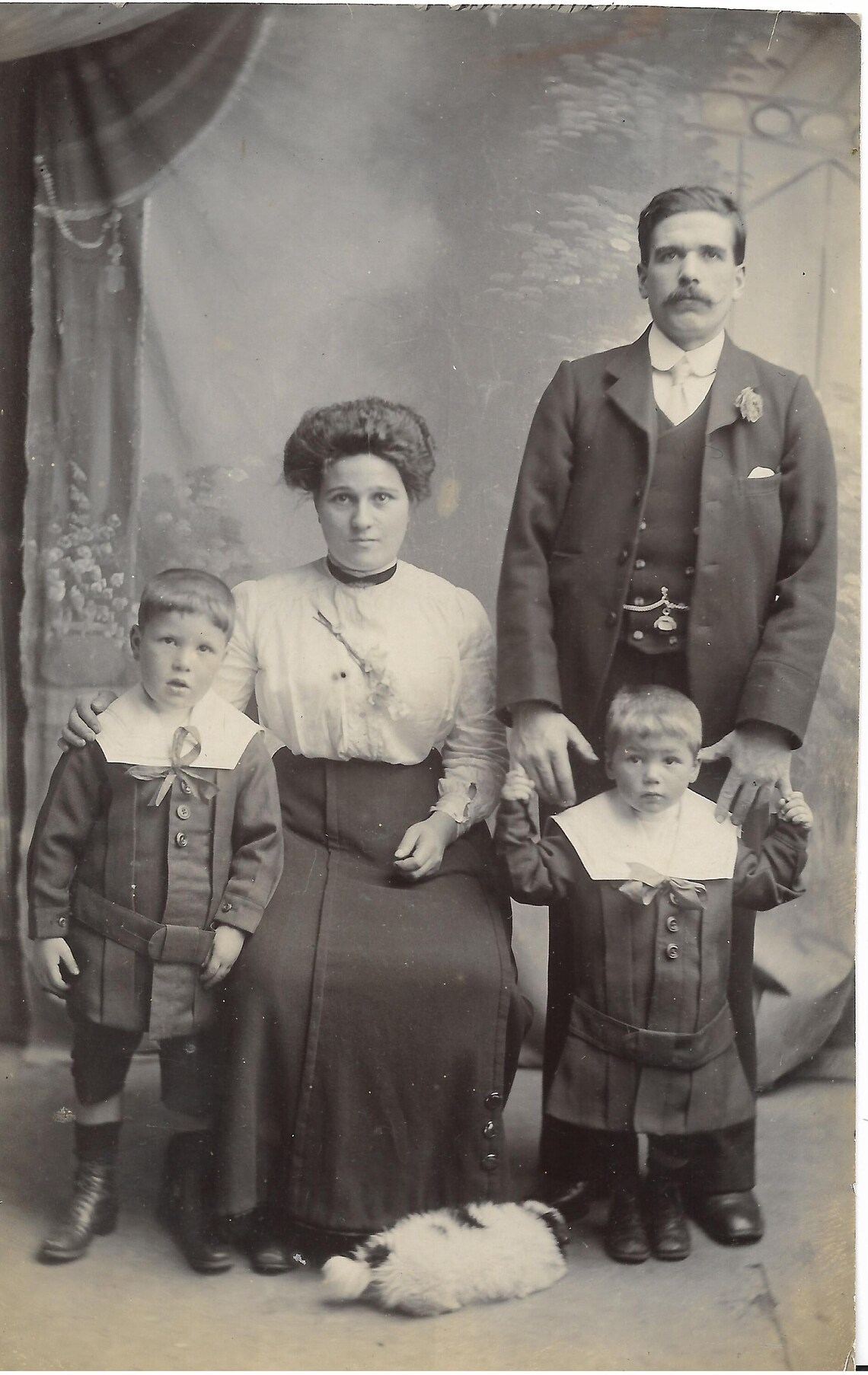 Family Group Studio Portrait - Etsy