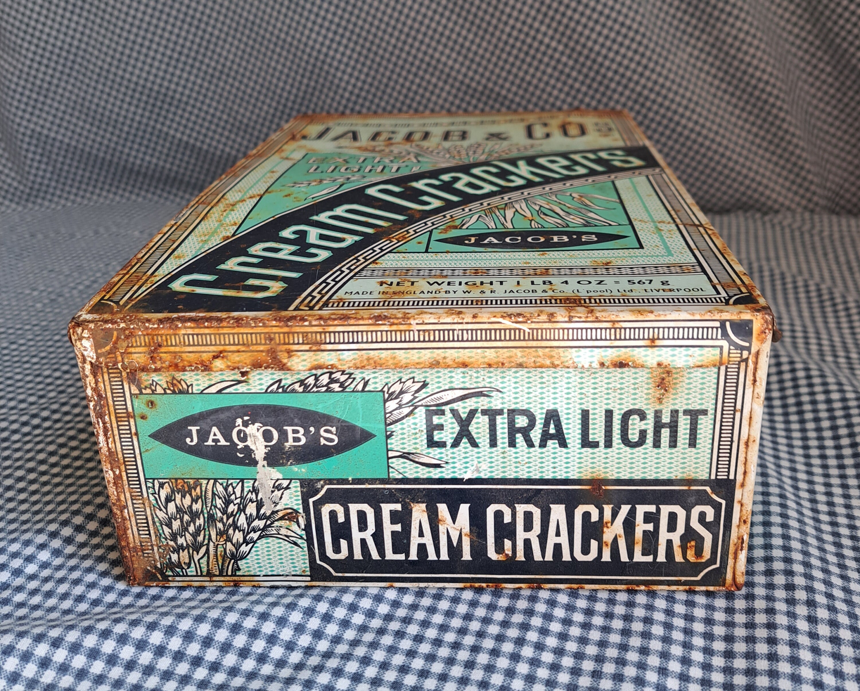 Vintage W&R Jacob and Co. Cream Cracker Tin, Rustic Cabin, Farmhouse ...