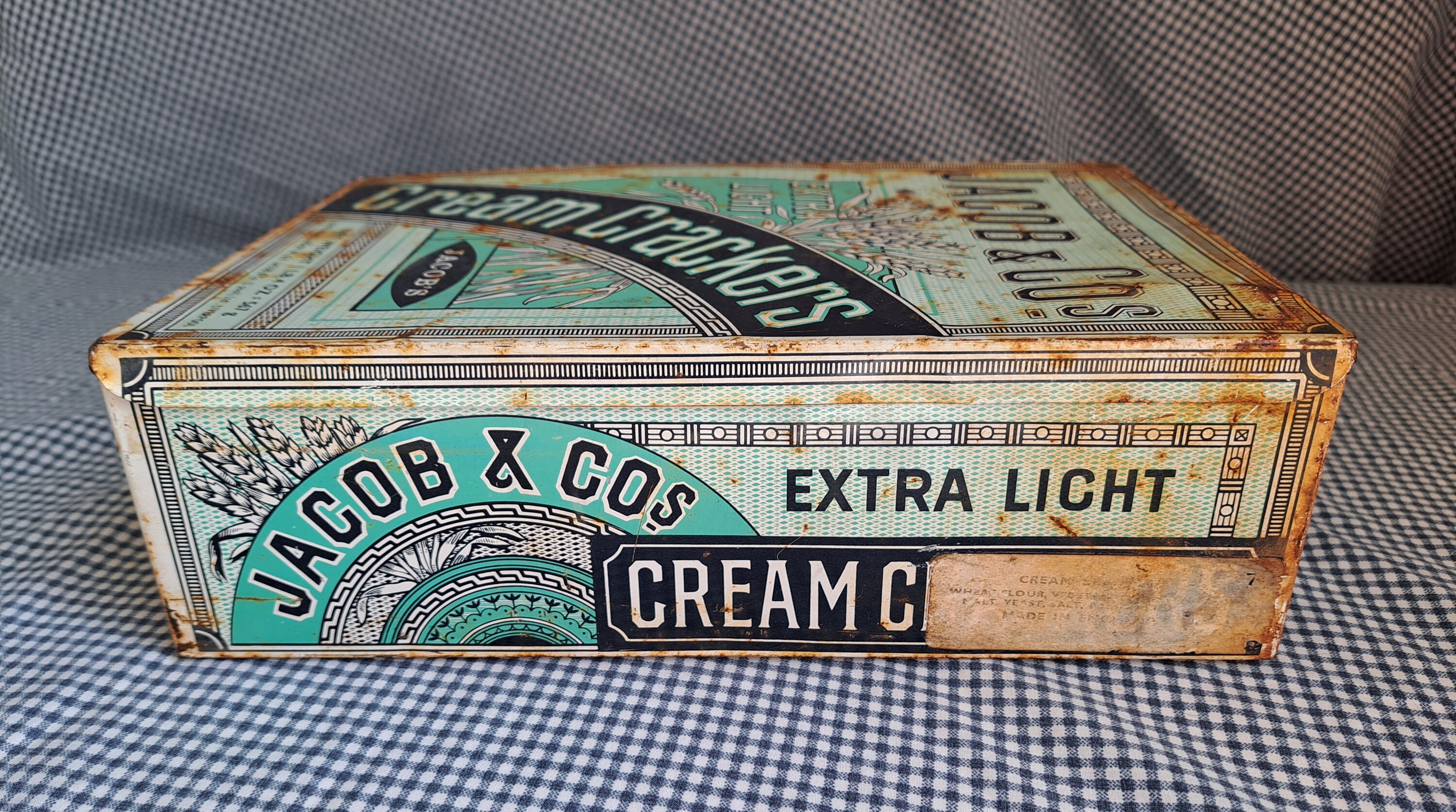 Vintage W&R Jacob and Co. Cream Cracker Tin, Rustic Cabin, Farmhouse ...