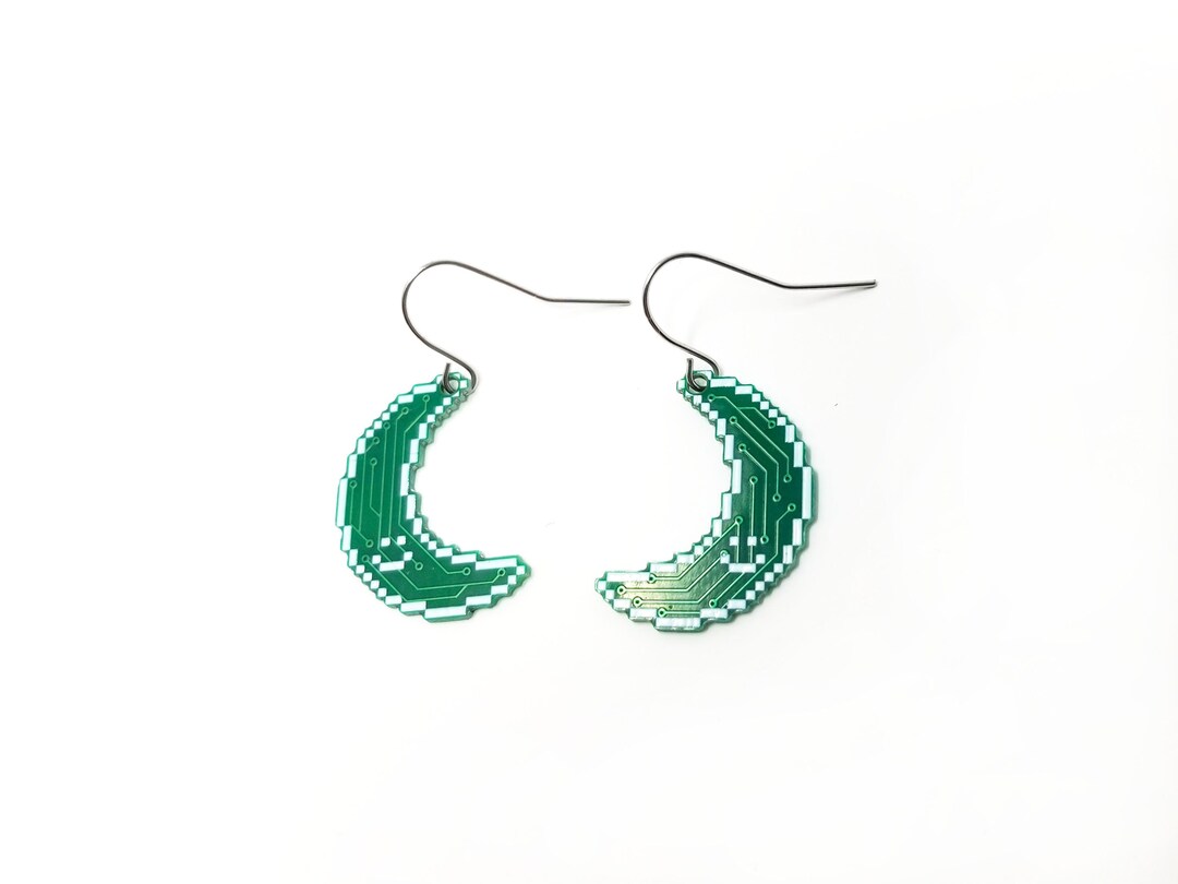 Happy Moon Circuit Board Earrings, Pixel Art Drop Earrings Retro Moon ...