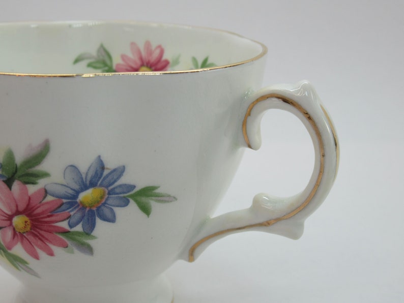 Vintage ROYAL STUART Daisy Fine China English Trio. - Etsy