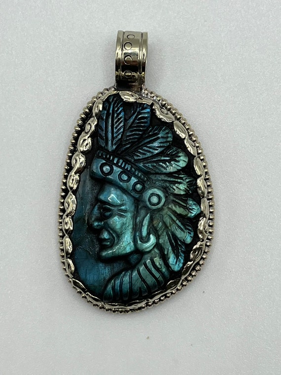 Handcarved Native American Head Labradorite Pendant in Tibetan - Etsy