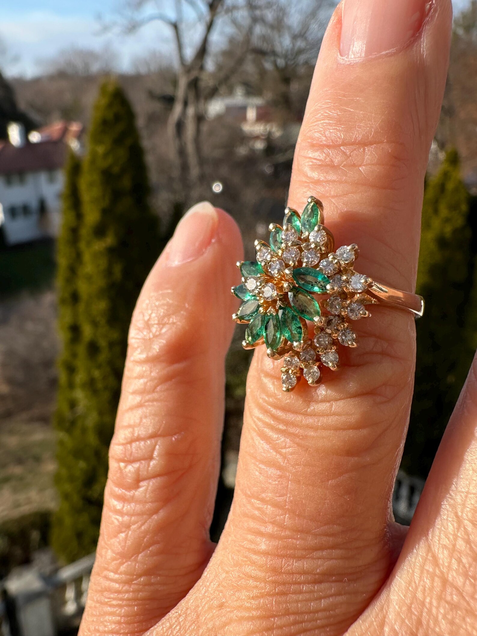Anillo de cóctel de esmeralda y diamantes - Etsy México