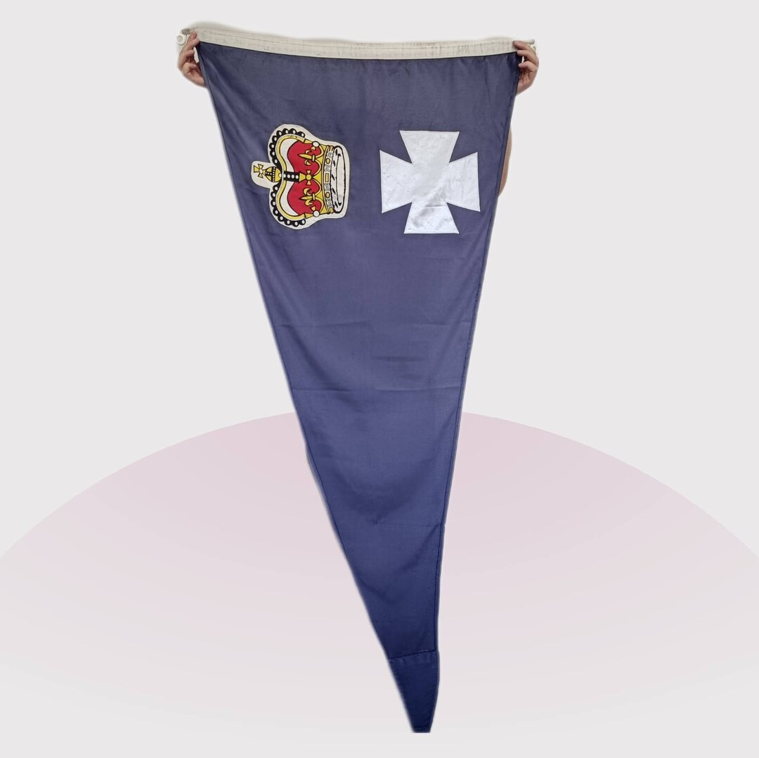 Vintage Yacht Club Nautical Burgee/ Flag/ Pennant. Queen Victoria ...