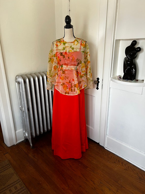 jessica simpson orange cape - Gem