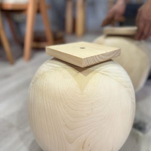 Modern Basswood Round Table Leg – Big Ball Design, Mounting Kit - Etsy