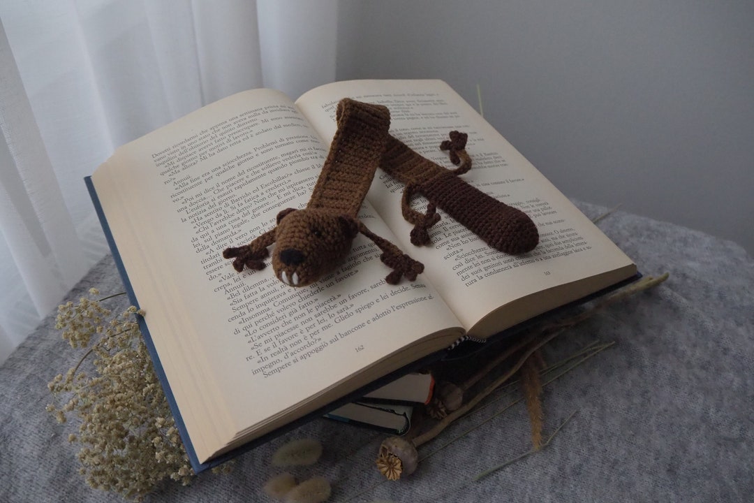 Crochet Beaver Bookmark: 3D Plush Animal Book Lover Gift - Etsy UK
