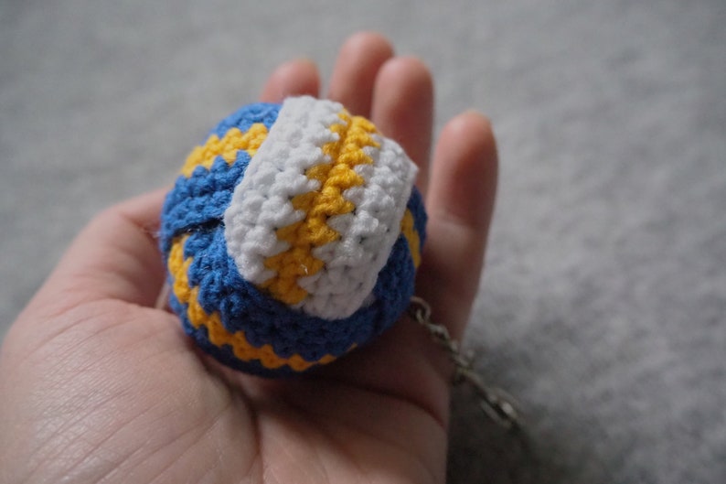 Crochet Volleyball Keychain PDF Pattern, PDF Tutorial for Begginers ...