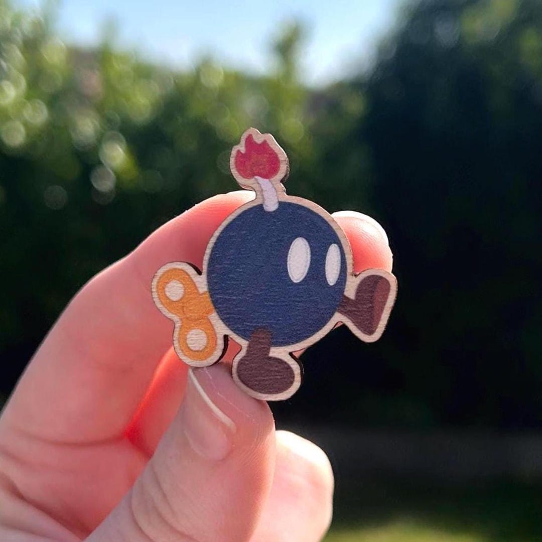 Bob-omb Cute Gamer Sustainable Wooden Pin Badge | Game Lovers, Video ...
