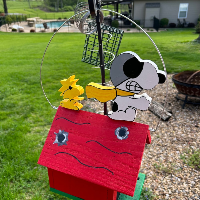 Snoopy Birdhouse - Etsy