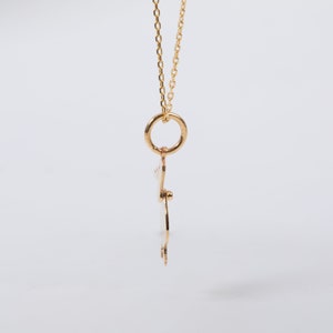 Mini Duck Pendant Necklace - Moving Head Charm in 14k/18k Solid Gold ...