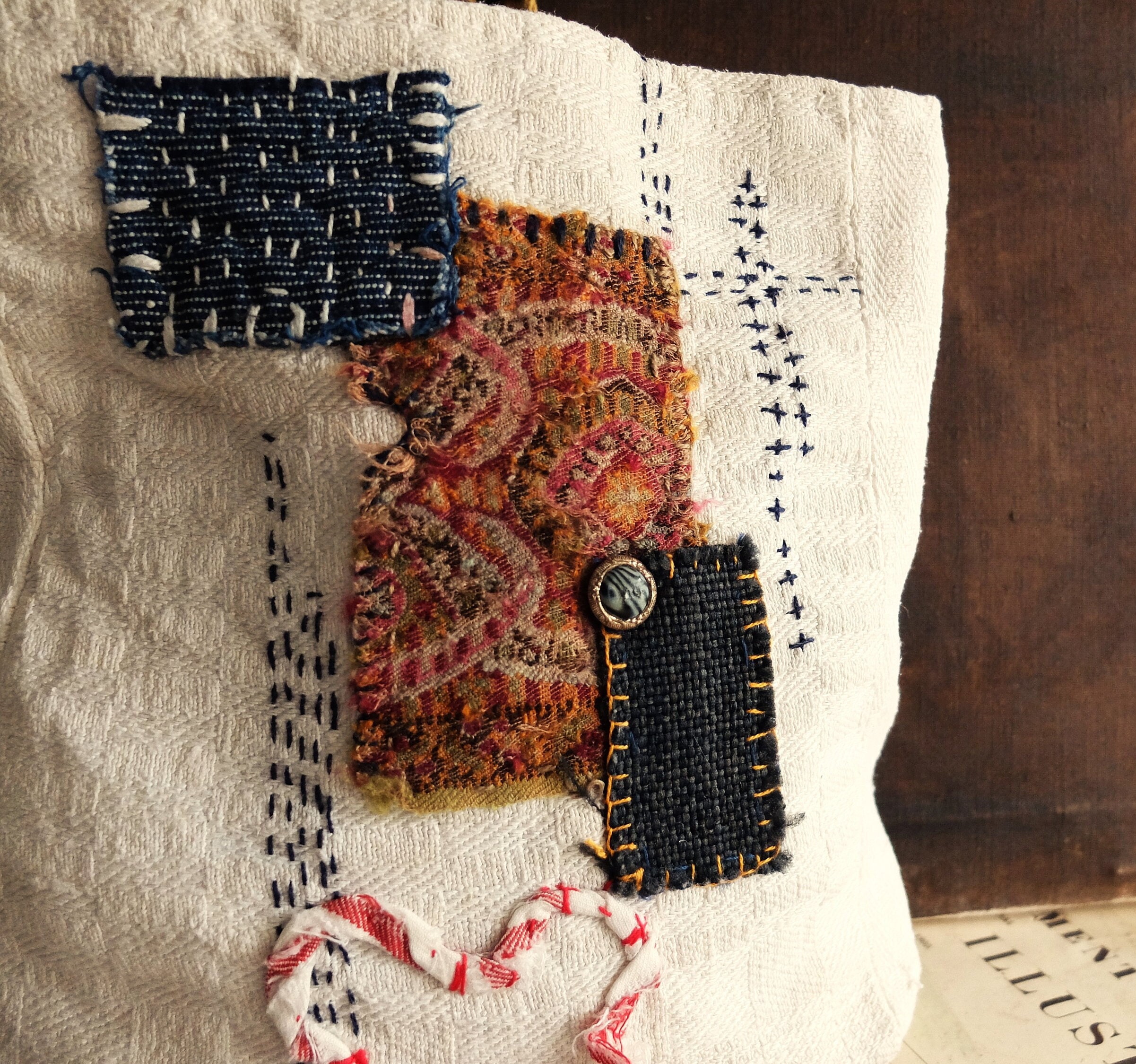 Linen Wall Pocket/ Primitive Patchwork Pouch/ Garden Plant Container ...