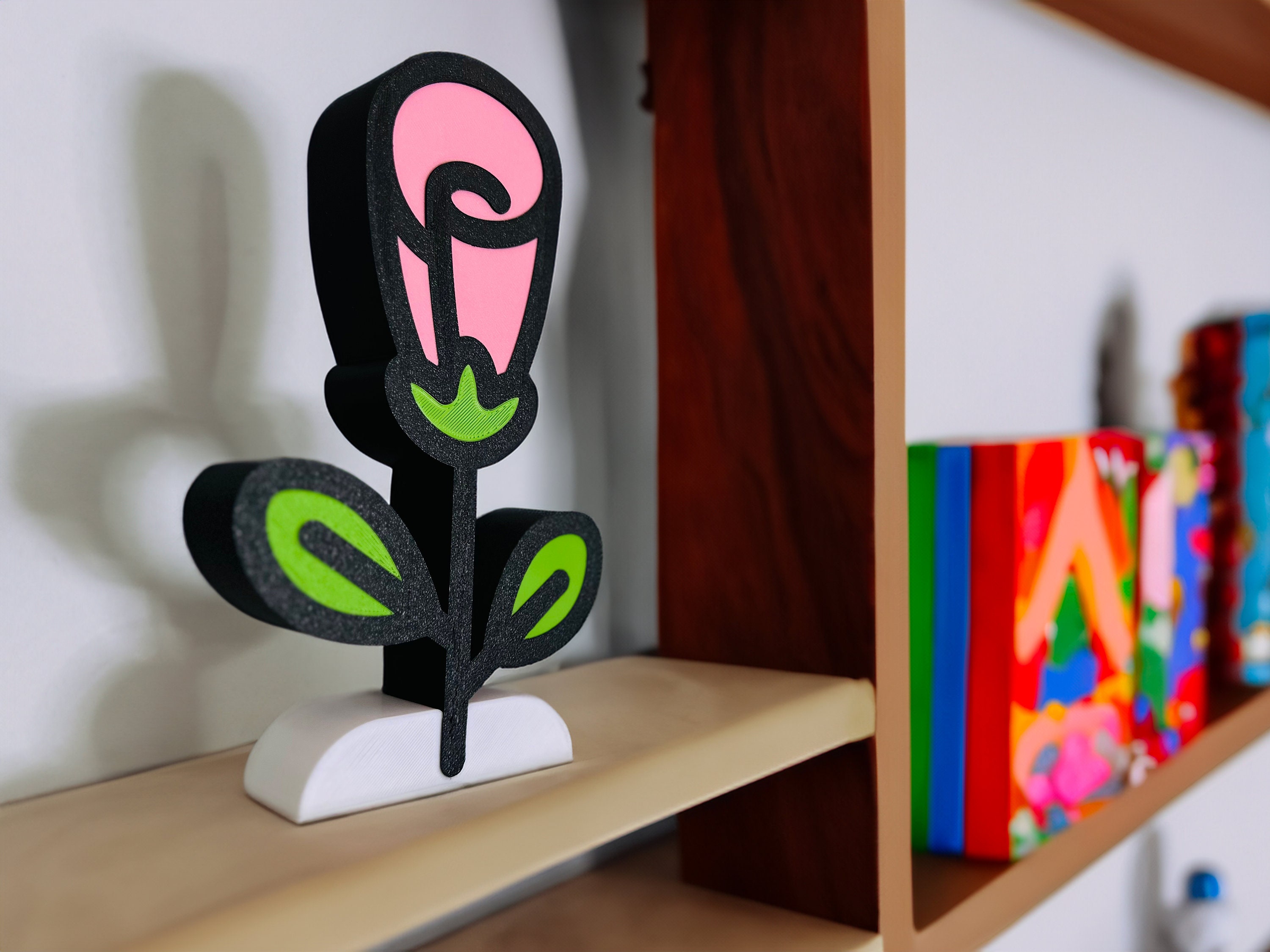 Minimalist Tulip Sculpture, Pink, Green and Black, Perfect for Gifts ...