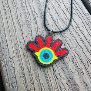 Eye Pendant: Modern Good Luck Charm Necklace - Etsy