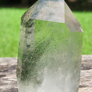 Scenic Quartz Tower | Garden Quartz Tower | Crystal Tower | Lodelite ...