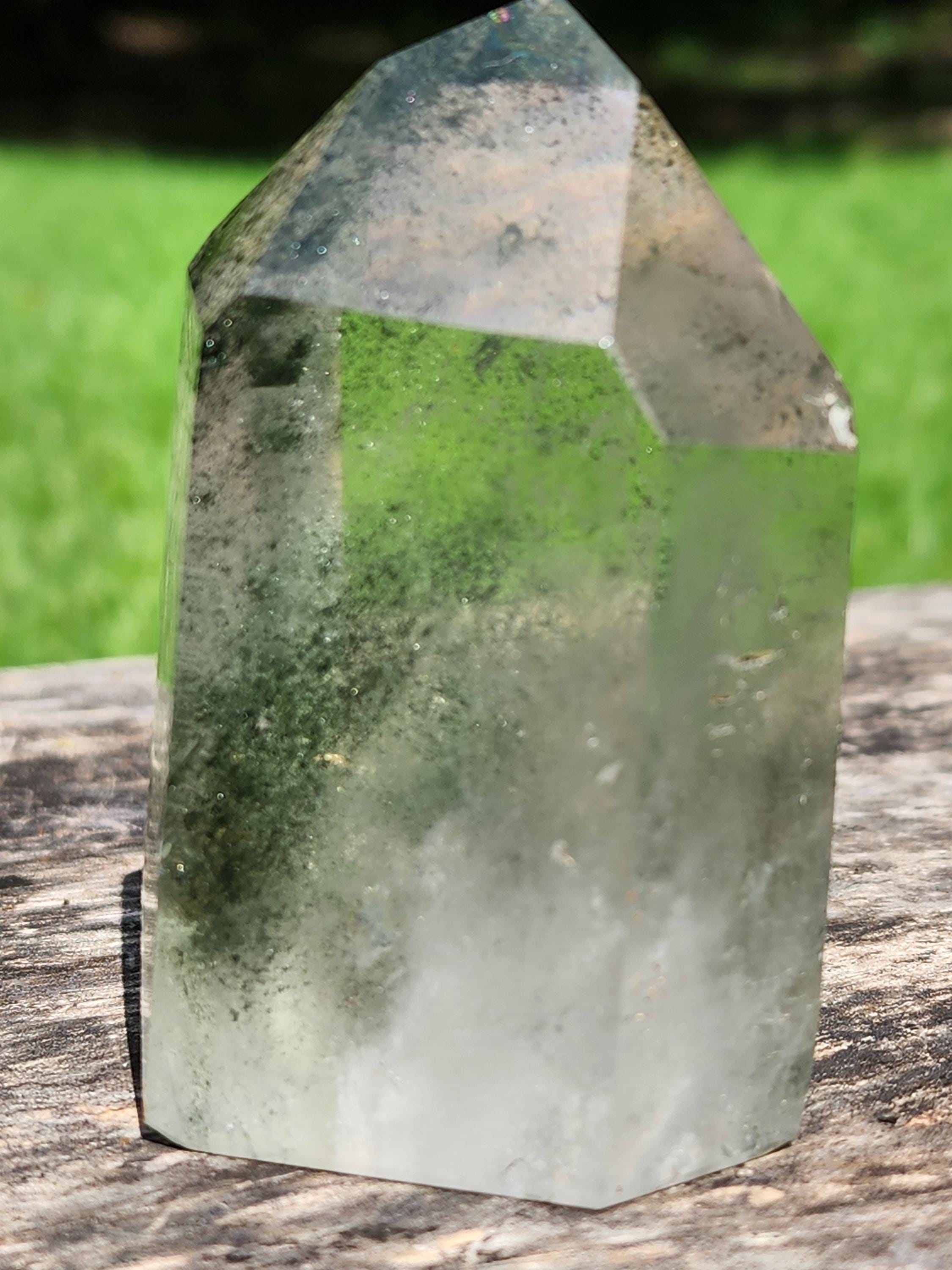 Scenic Quartz Tower | Garden Quartz Tower | Crystal Tower | Lodelite ...