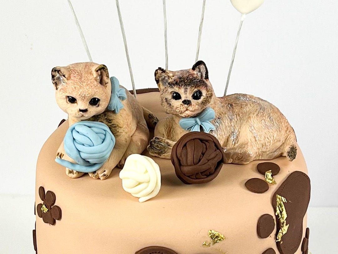 Kitten Cake Toppers - Edible Gum Paste and Fondant Decorations - Cat ...