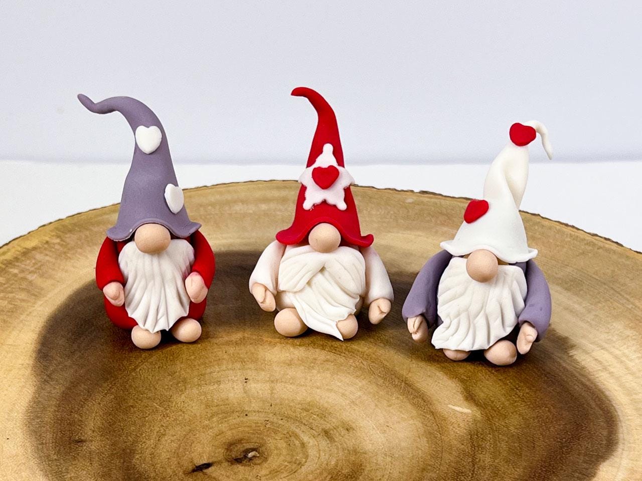 Gnome Cake Toppers - Edible Gnomes With Snowflake Cake Decoration - Etsy