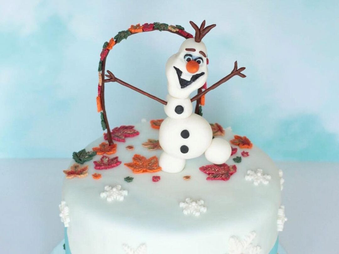 Olaf the Snowman Cake Topper - Edible Cake Decoration With Leaves or ...