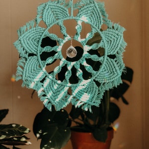 Macrame Suncatcher Pattern, Diy Crafts, Diy Mother’s Day Gift Ideas ...