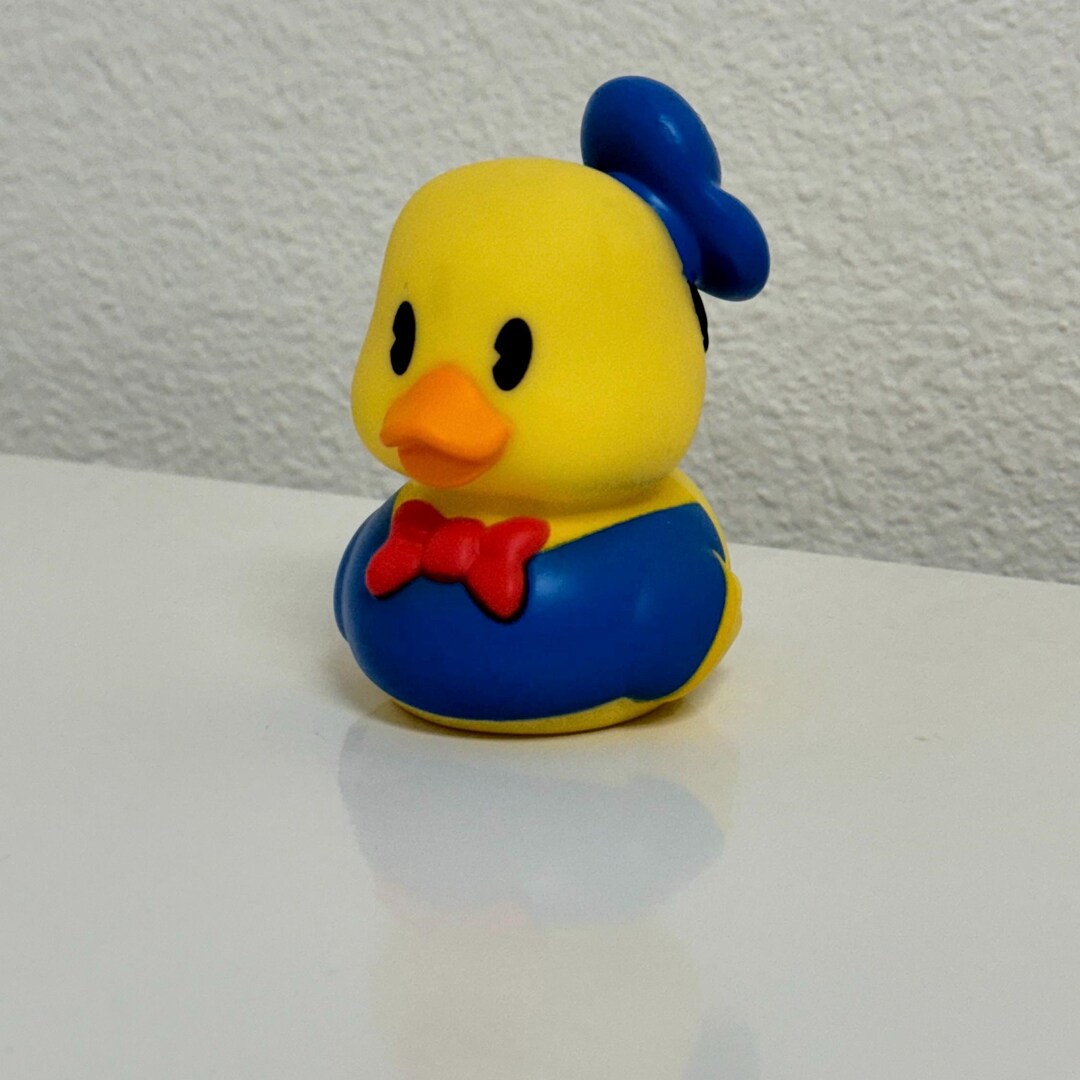 Character Donald Duck | Office Desk Toy| Ducks for Jeeps| Cute Novelty ...