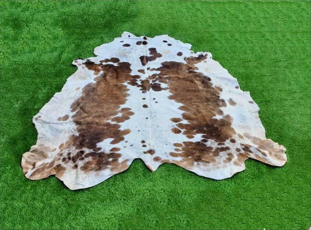 Genuine Brazilian Cowhide Rugs, Brown and White Cow Skin Rugs, Cow Hide ...