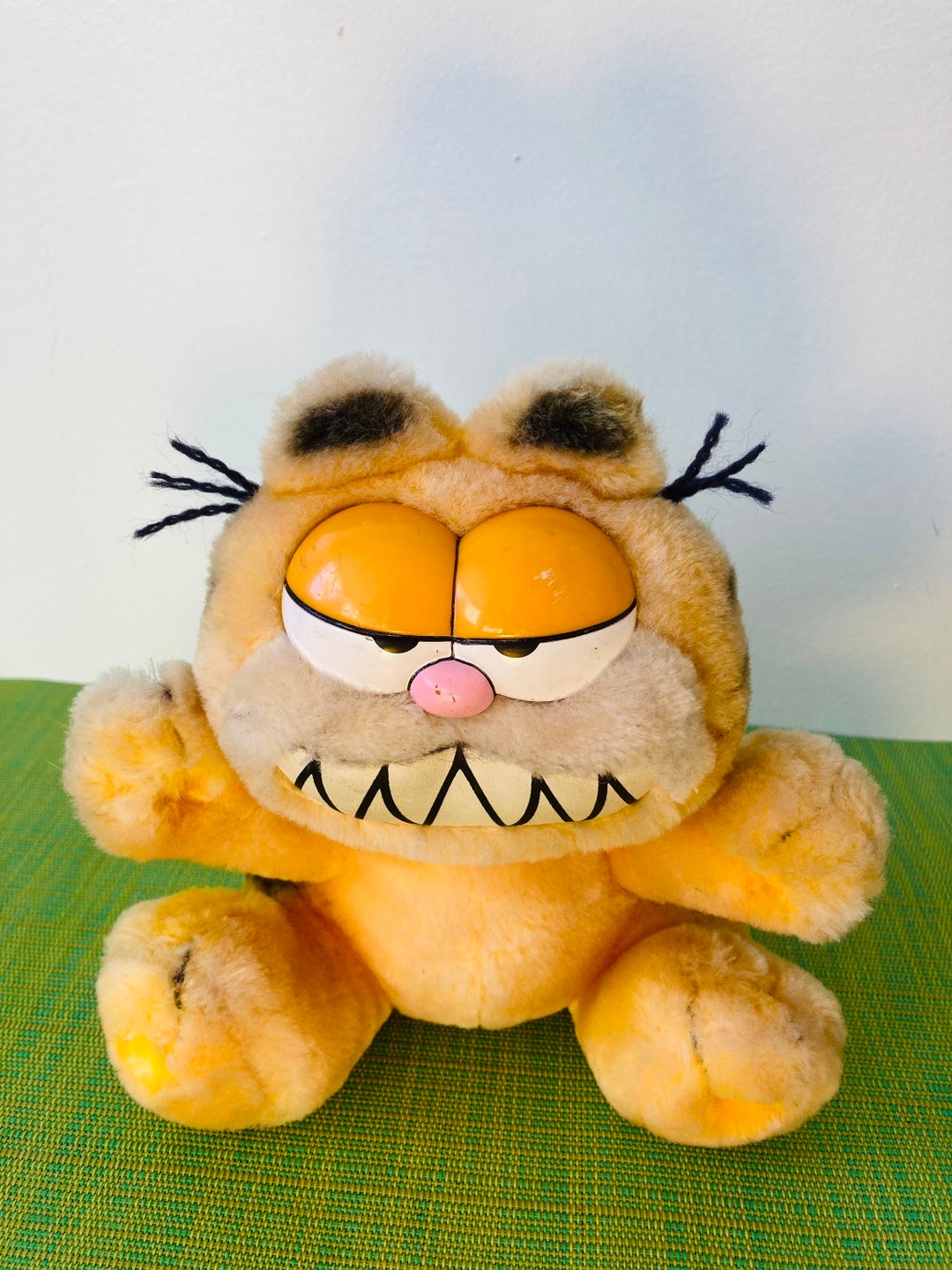 1980s Garfield Plushie - Etsy