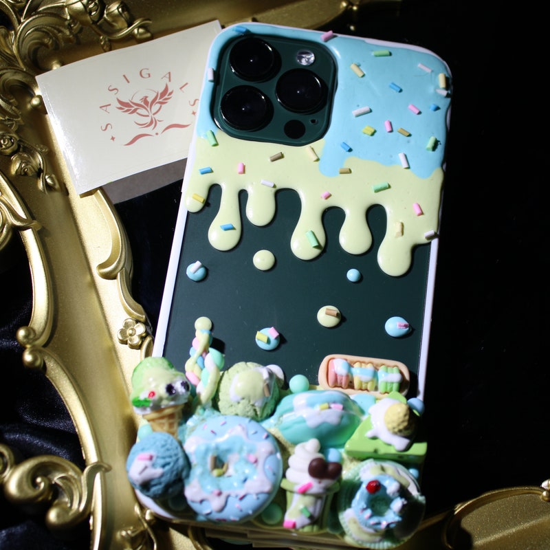 Decoden AirPod Case - Etsy