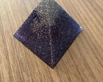 Custom Resin Pyramid - Etsy