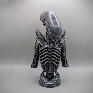 Xenomorph Bust | Alien 3D Printed Statue Figure, Gamer Gift, Game Room ...