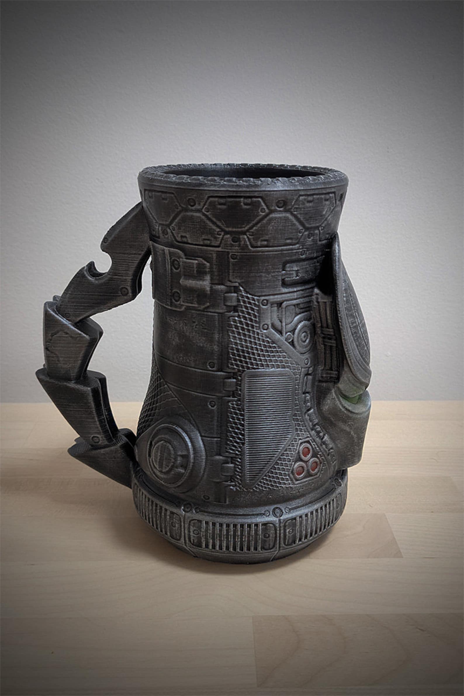 Predator Mug | 3d Printed Can Holder, Movie Prop, Home Desk Shelf or ...