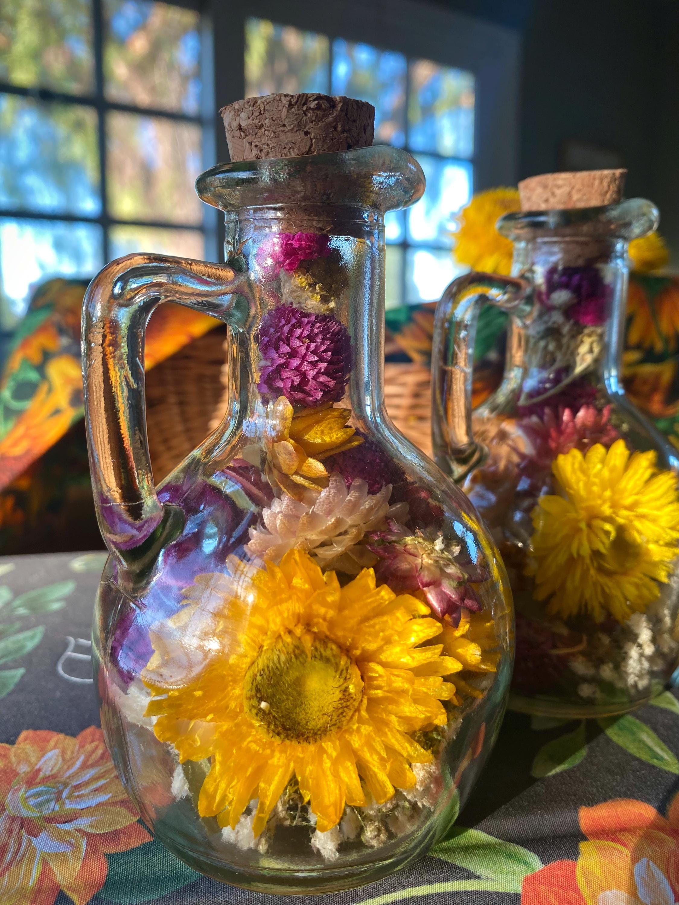 Flower Market Terrarium: Dried Flowers, Bookshelf & Spring Decor ...