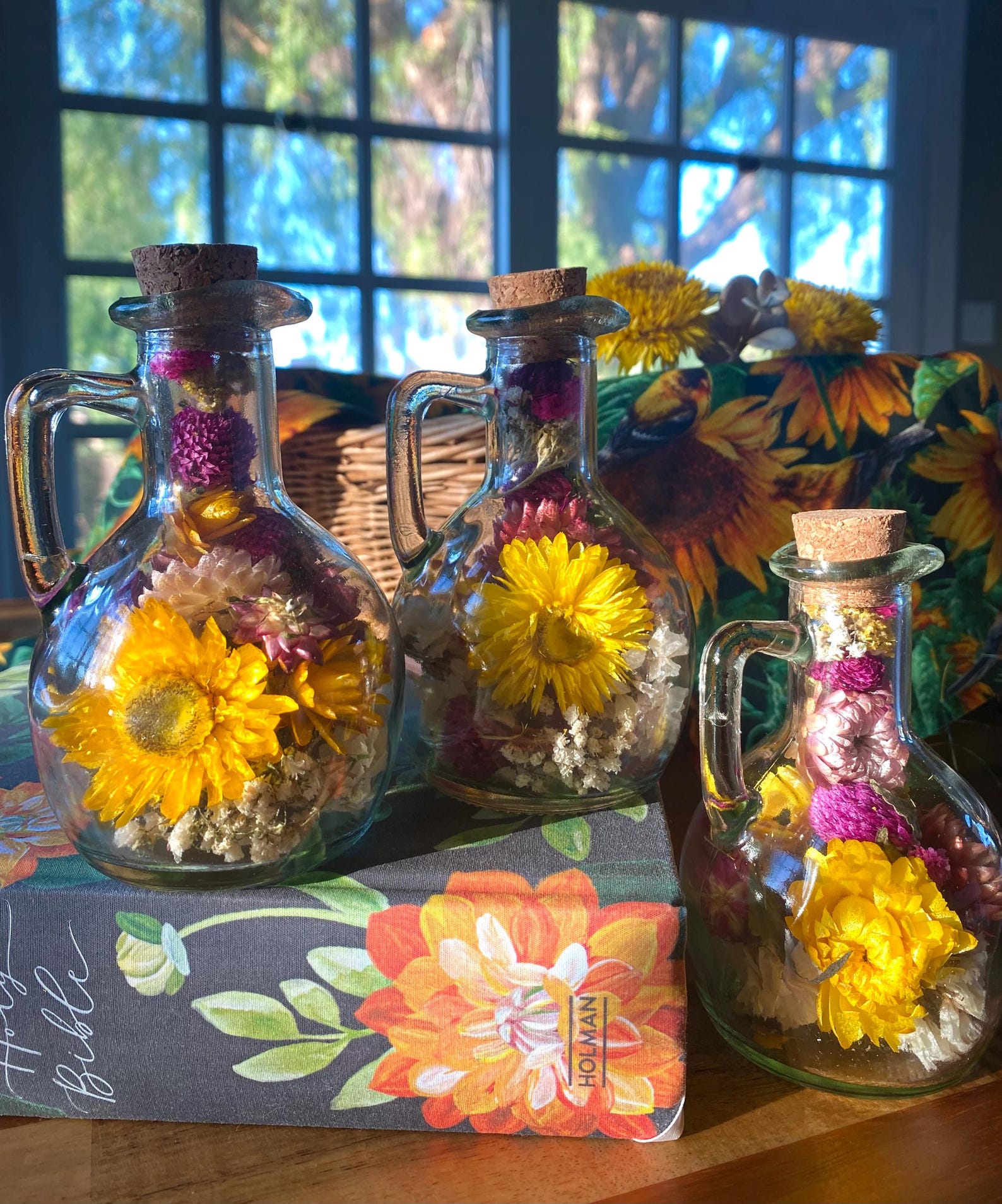 Flower Market Terrarium: Dried Flowers, Bookshelf & Spring Decor ...