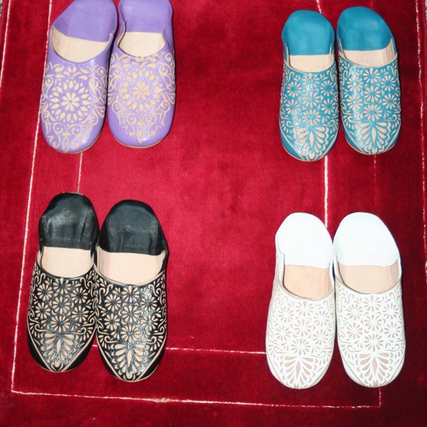 Traditional Slippers - Etsy