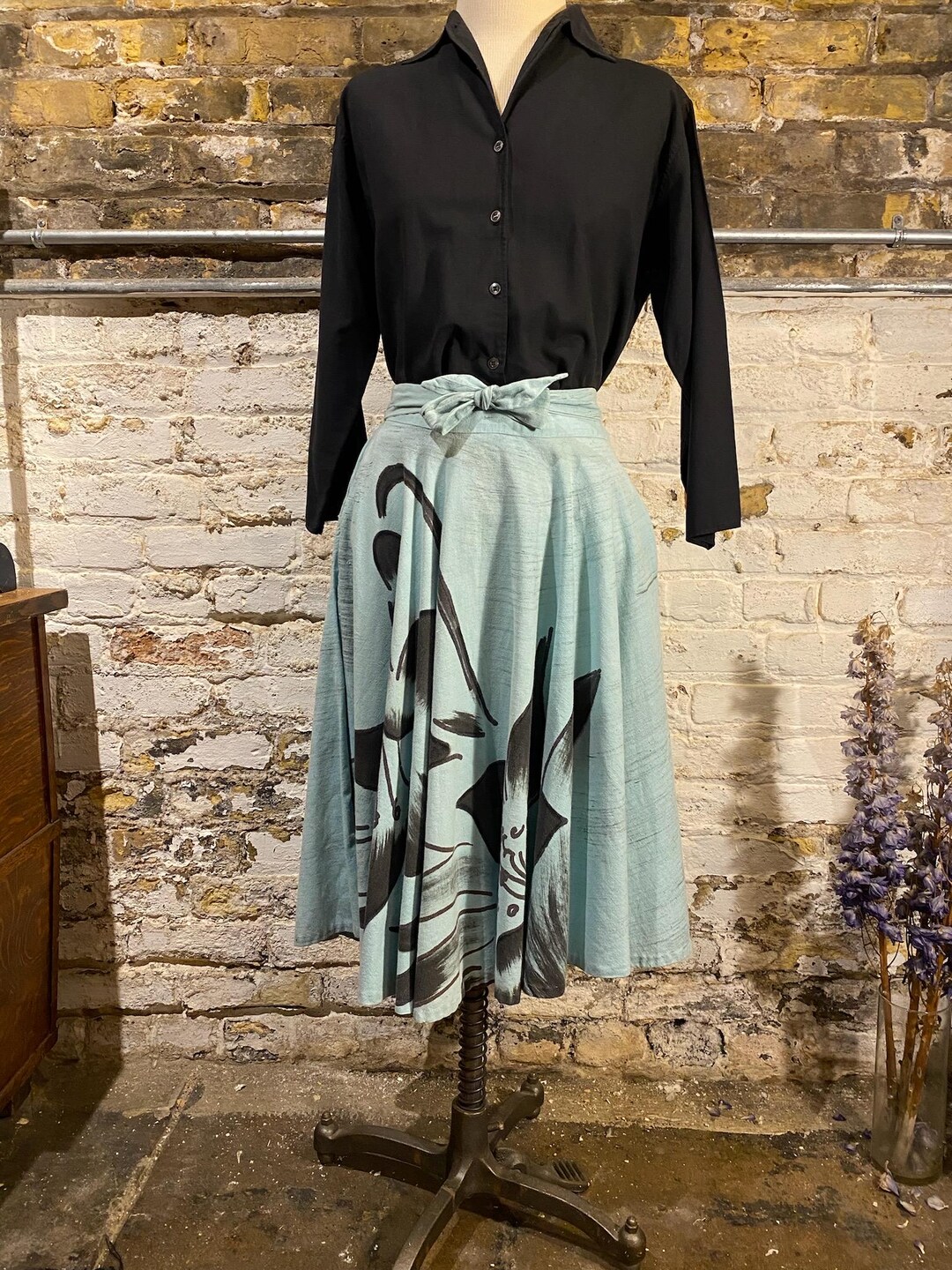 1940s/1950s Light Blue Fleck Wrap Circle Skirt With Black Floral ...