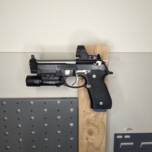 Magwell Mount for Beretta M9 / 92 - Wall | Handgun Holder Storage Rack ...