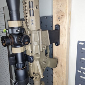 AR 15 Inline Vertical Magwell Mount - Wall | Rifle Holder Storage Rack ...
