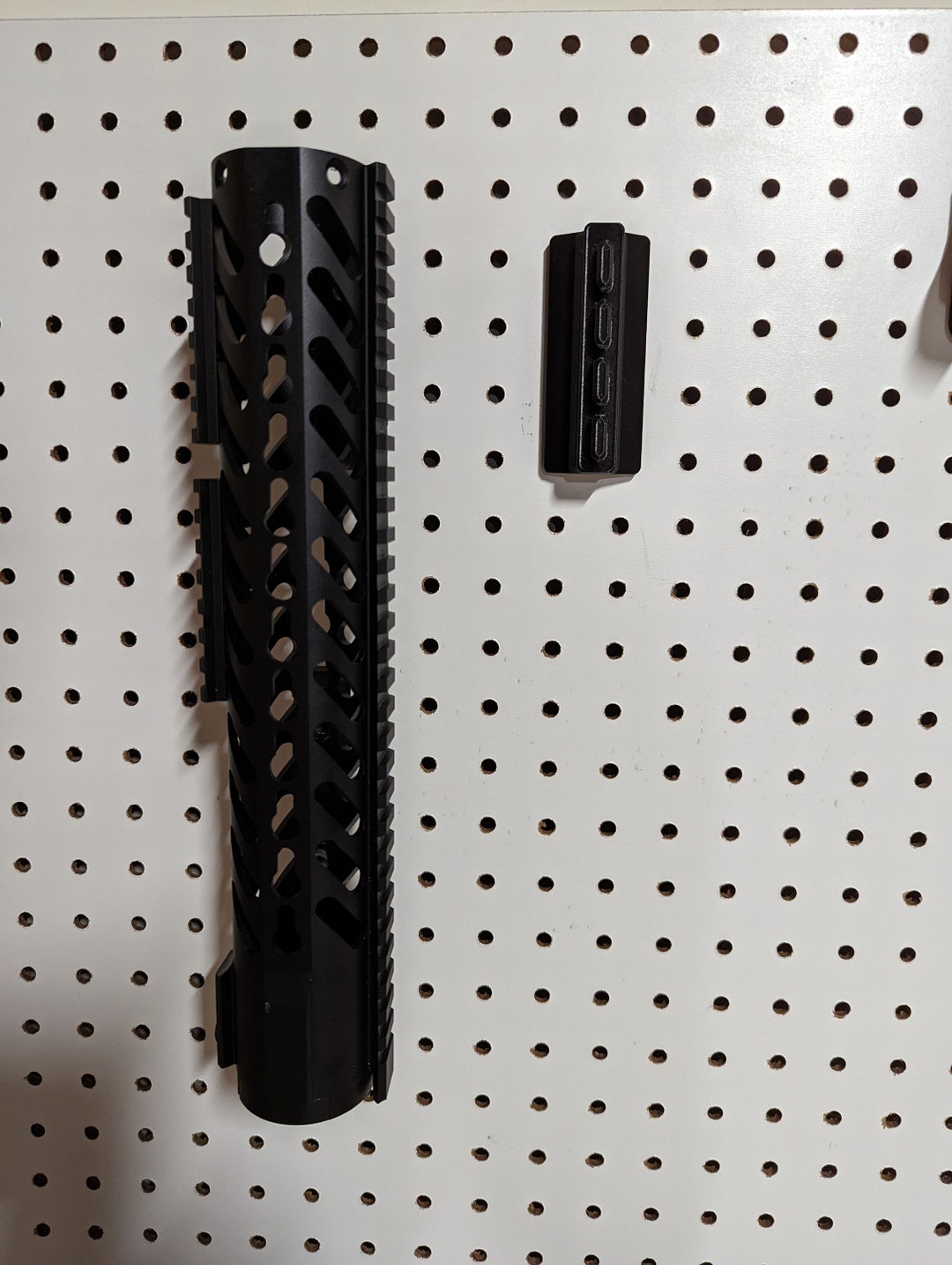 Keymod Vertical Gun Mount - Pegboard / IKEA Skadis / Wall Control ...