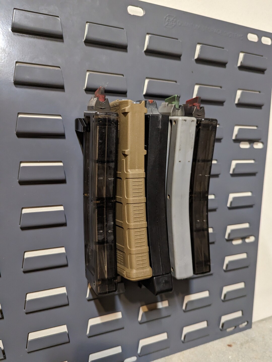 Mount for AR Pattern Mags - Secureit / Akro-mils | Magazine Holder ...